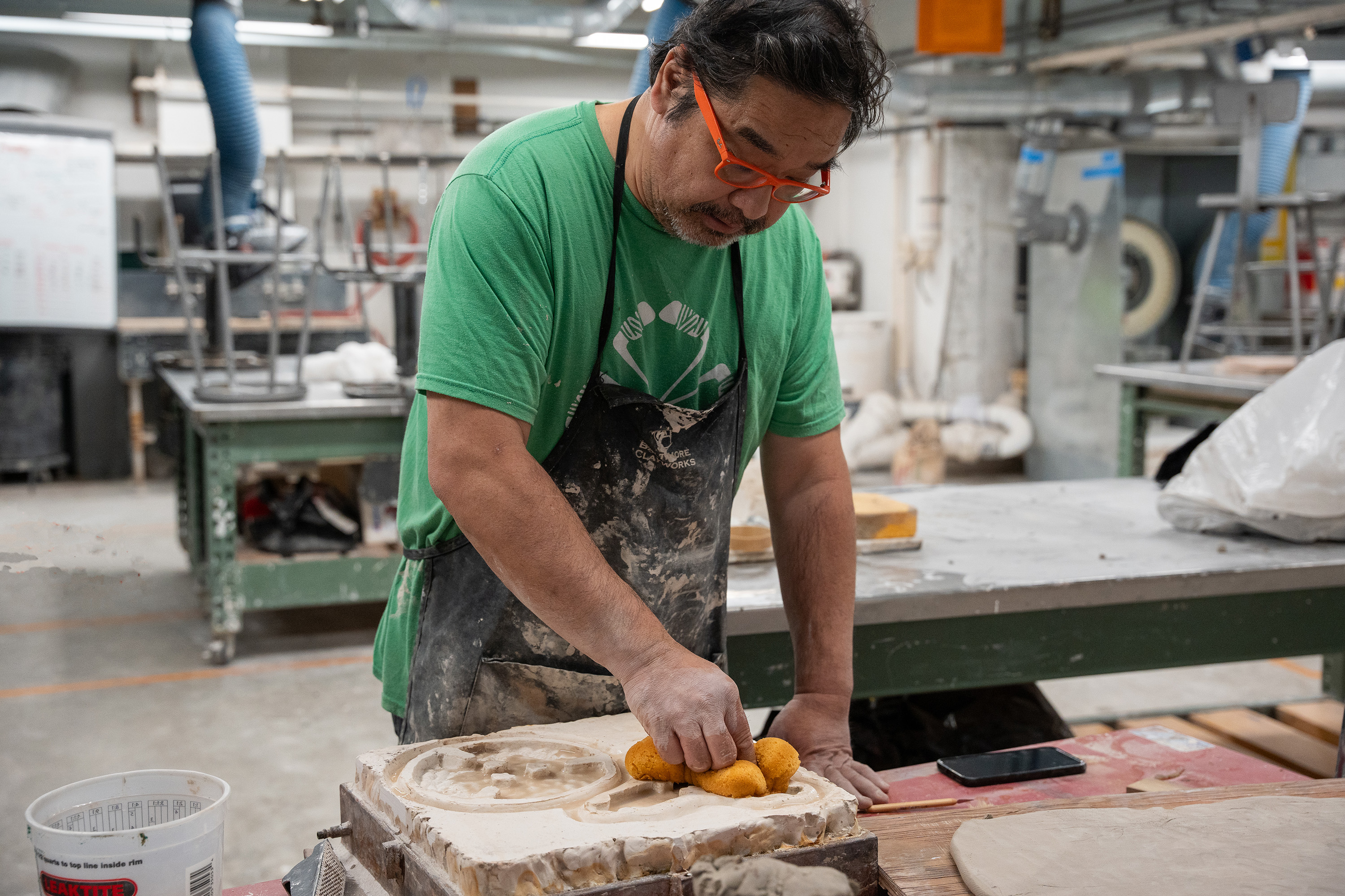 Advanced RISD Ceramics Studio Adapts Mass Production Techniques for Artistic Invention | RISD